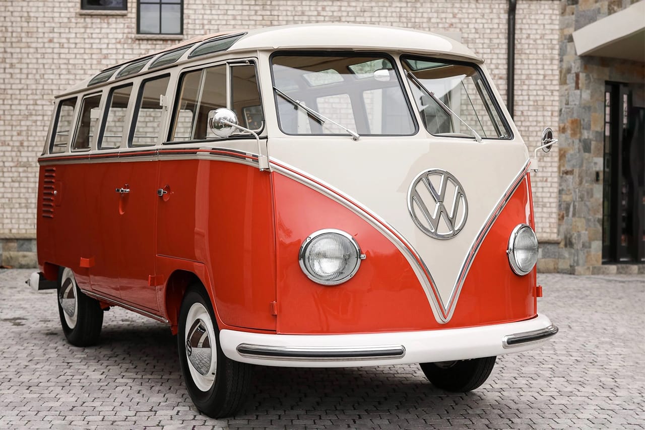 The Volkswagen Bus History - Motofutura