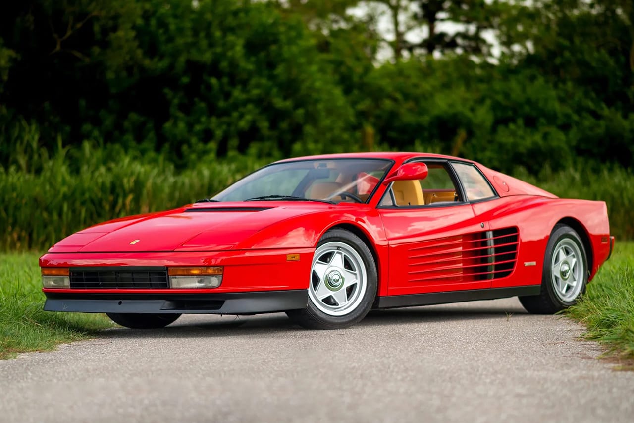 History of the Ferrari Testarossa: Enzo's Favorite "Red-Head!" - Motofutura