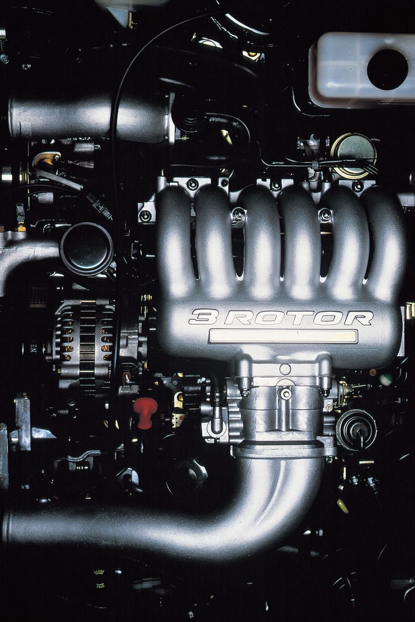 Infamous Wankel Rotary Engine Revolutionized by Mazda - Motofutura