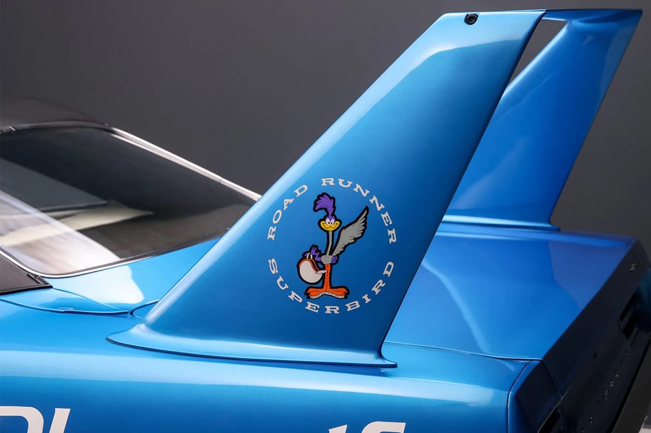 Plymouth Superbird: King of Speed on The Oval Circuit - Motofutura
